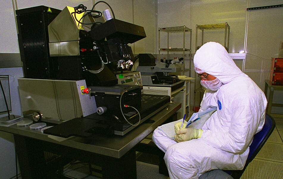 Karl Suss MA6 Contact Aligner